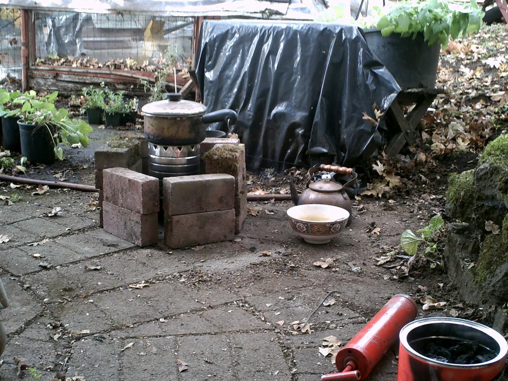 emergency cook stove in the Sandbox forum - Garden.org